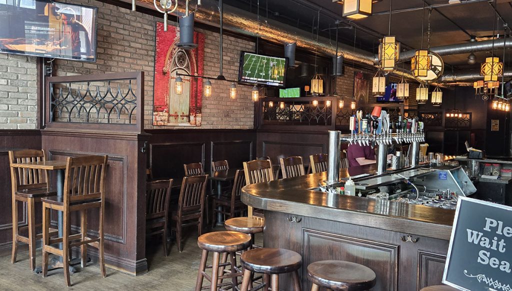 Anytime is a Good Time at These Top Ottawa Pubs - Ottawa Life Magazine